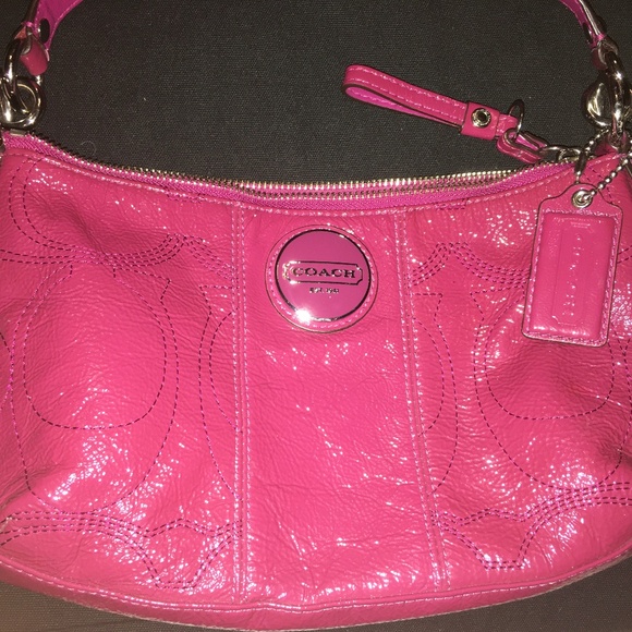 Coach | Bags | Coach Berry Patent Leather Demi Signature Stitched ...